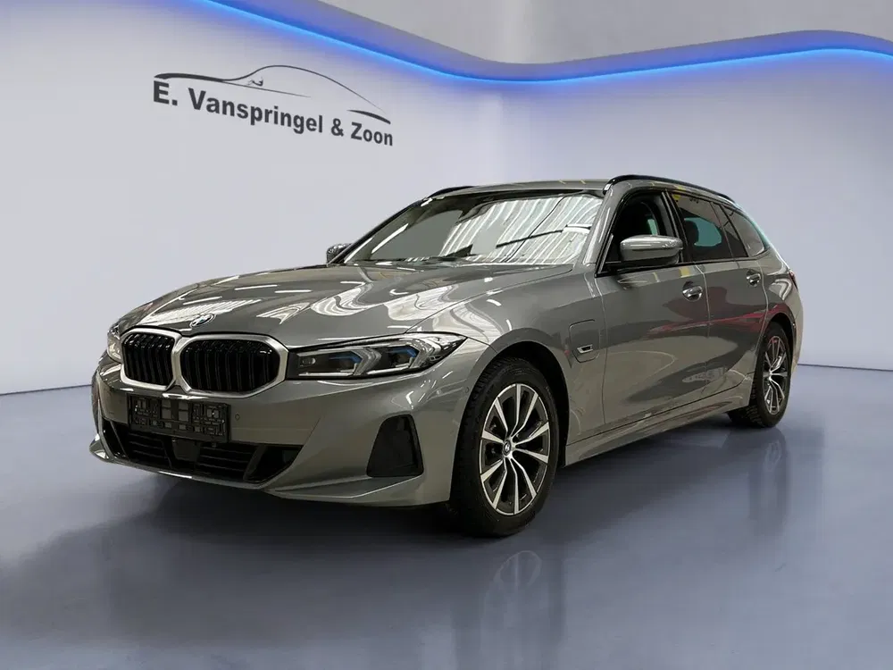 BMW 320 in Beersel I 36302 km I 36990