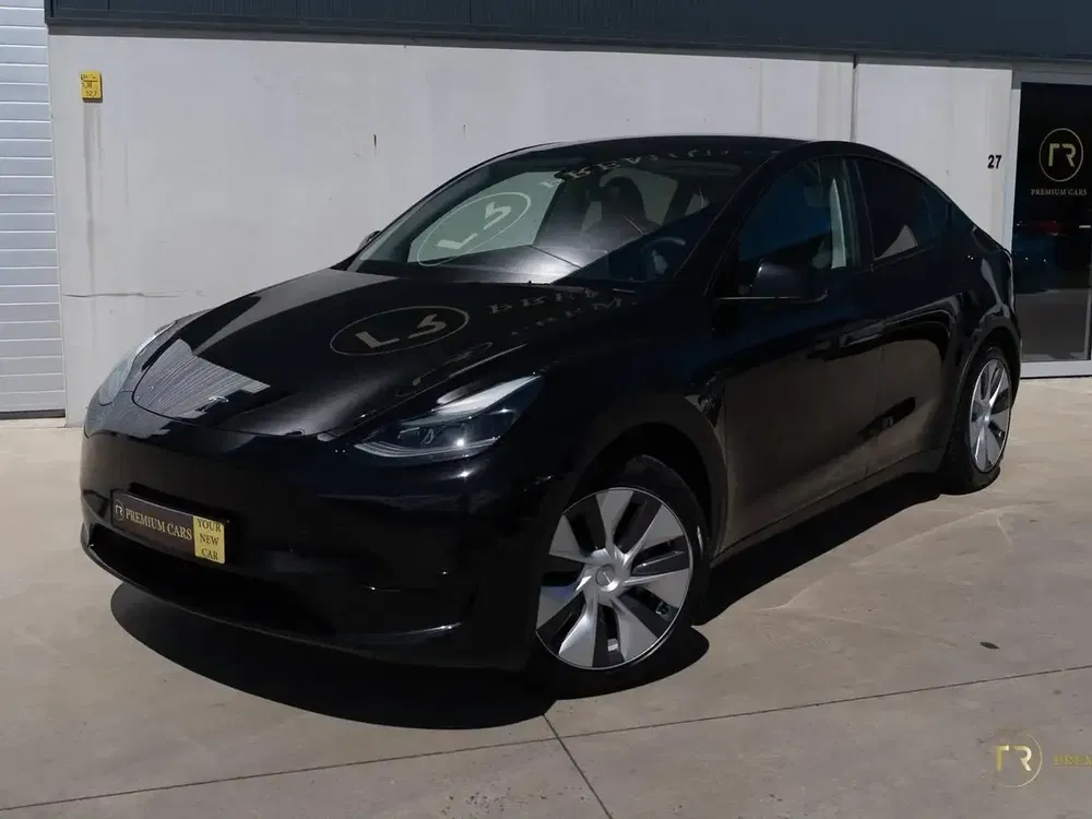 Tesla Model Y in Lede I 65450 km I 34250