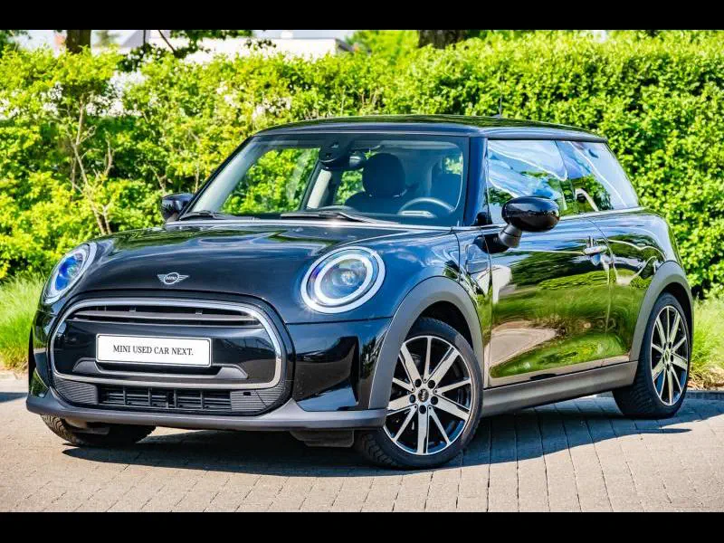 Mini Cooper in Malle I 13749 km I 24499