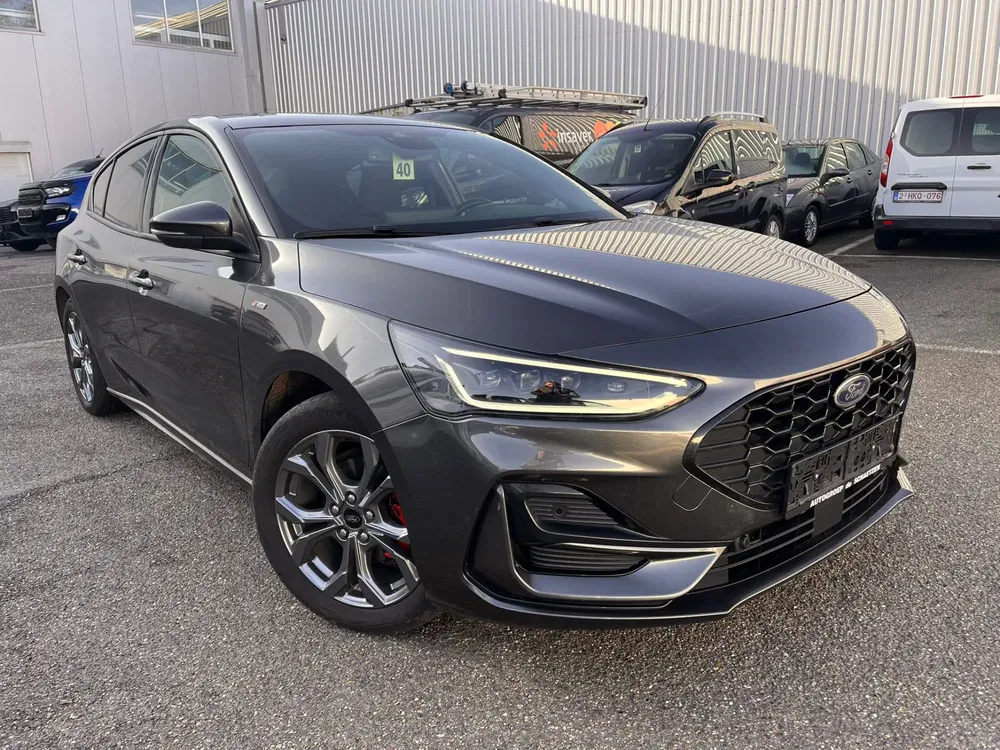 Ford Focus in Hasselt (SL-Herk) - Hyundai I 60732 km I 18900