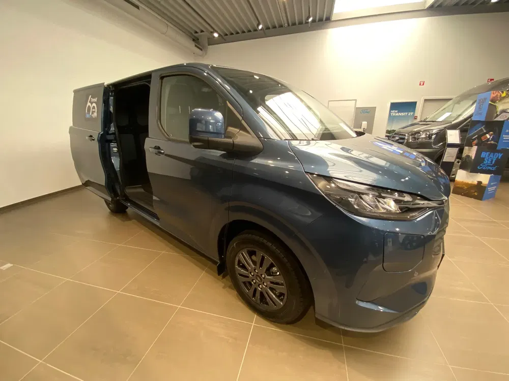 Ford Transit Custom in Bilzen I 10 km I 42678